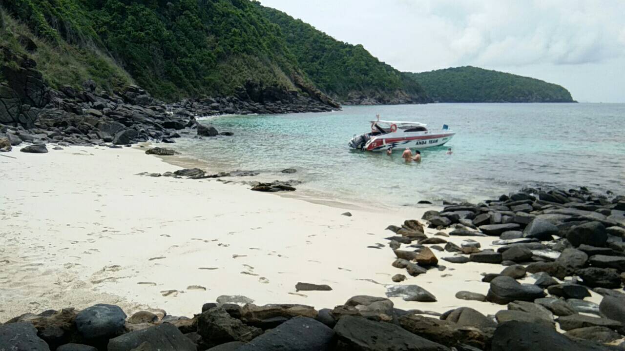 News & Promotion | :Peace B)ue Naiharn Resort Phuket